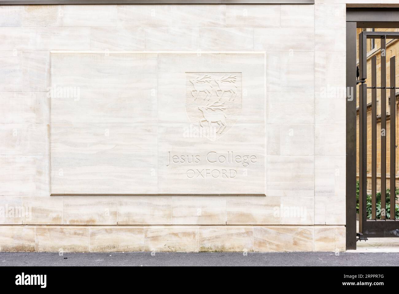 Cheng Yu Tung building at Jesus College, University of Oxford, England ...