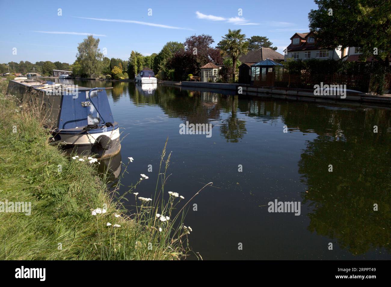 River Lea Broxbourne Hertfordshire Stock Photo - Alamy