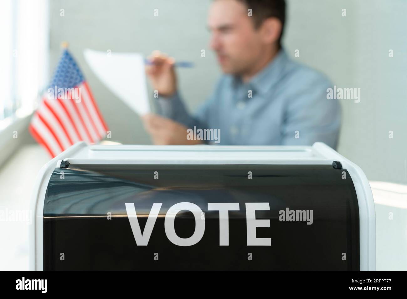 Election campaign candidate male hi-res stock photography and images ...