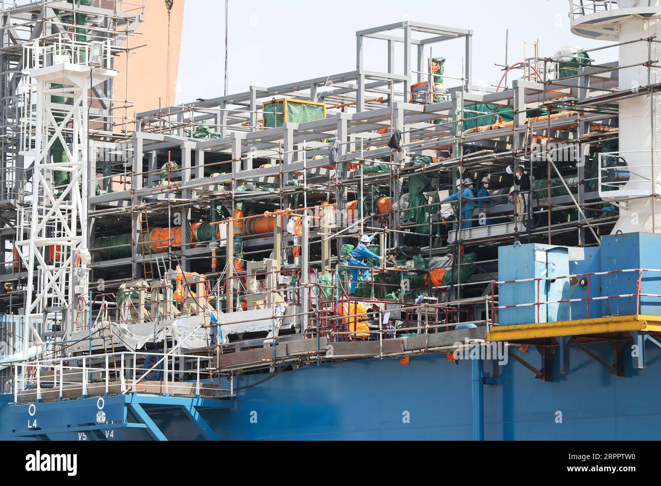 Shanghai jiangnan shipyard hi-res stock photography and images - Alamy
