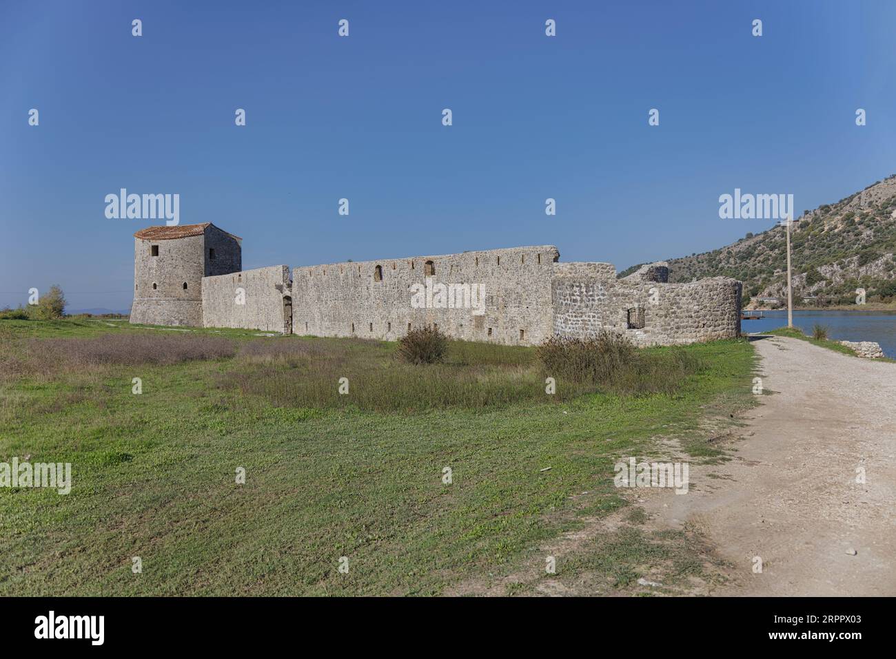 Butrint ancient walls hi-res stock photography and images - Alamy