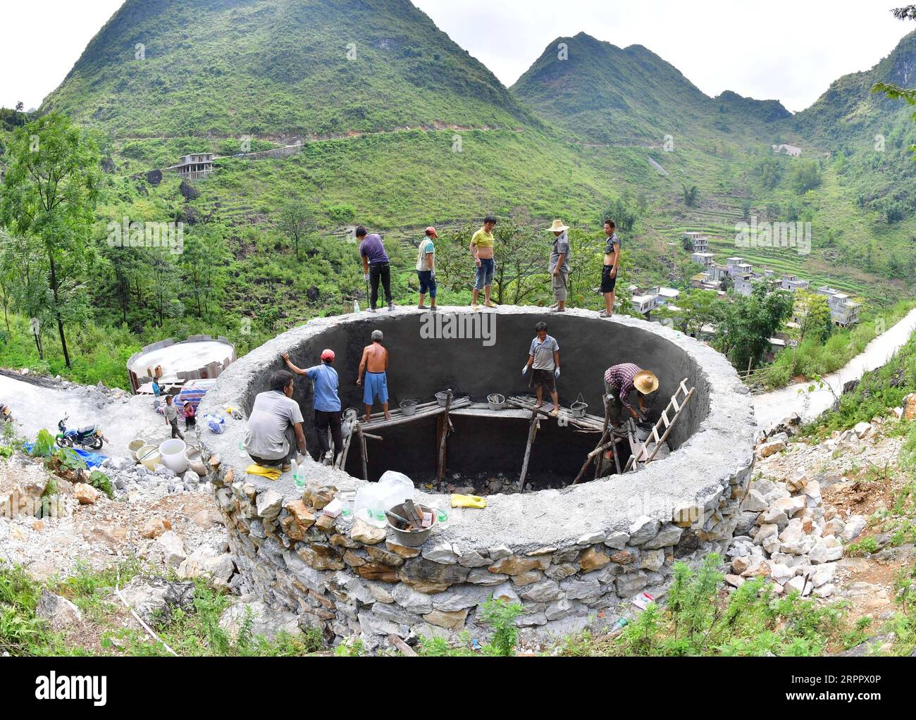 Stricken tank hi-res stock photography and images - Alamy