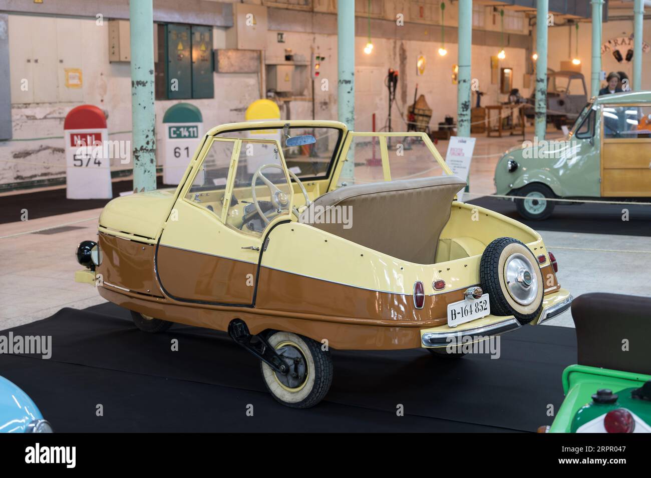Microcar spain hi-res stock photography and images - Alamy