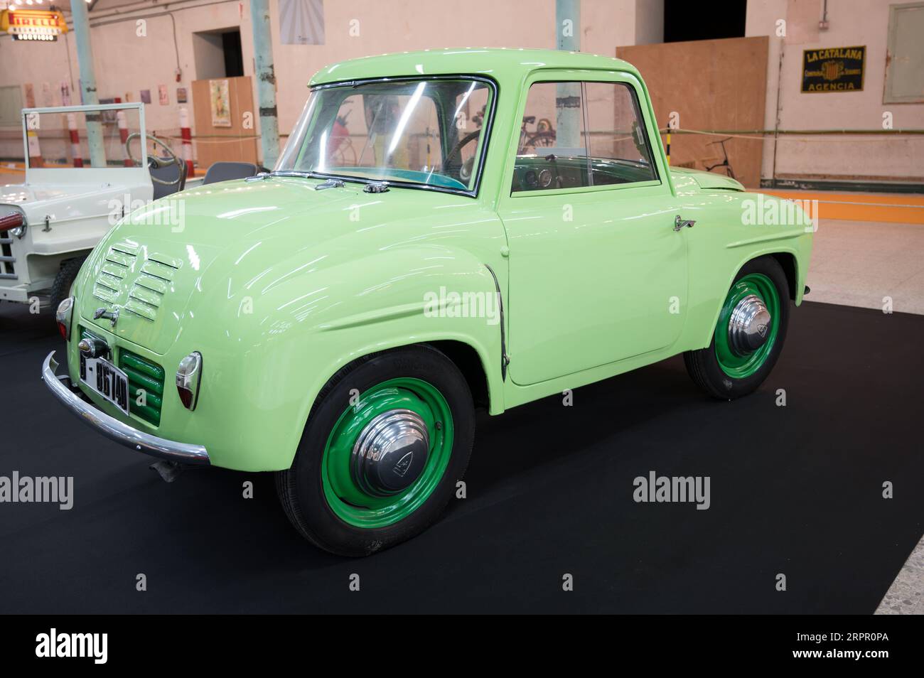 Historical microcar hi-res stock photography and images - Alamy