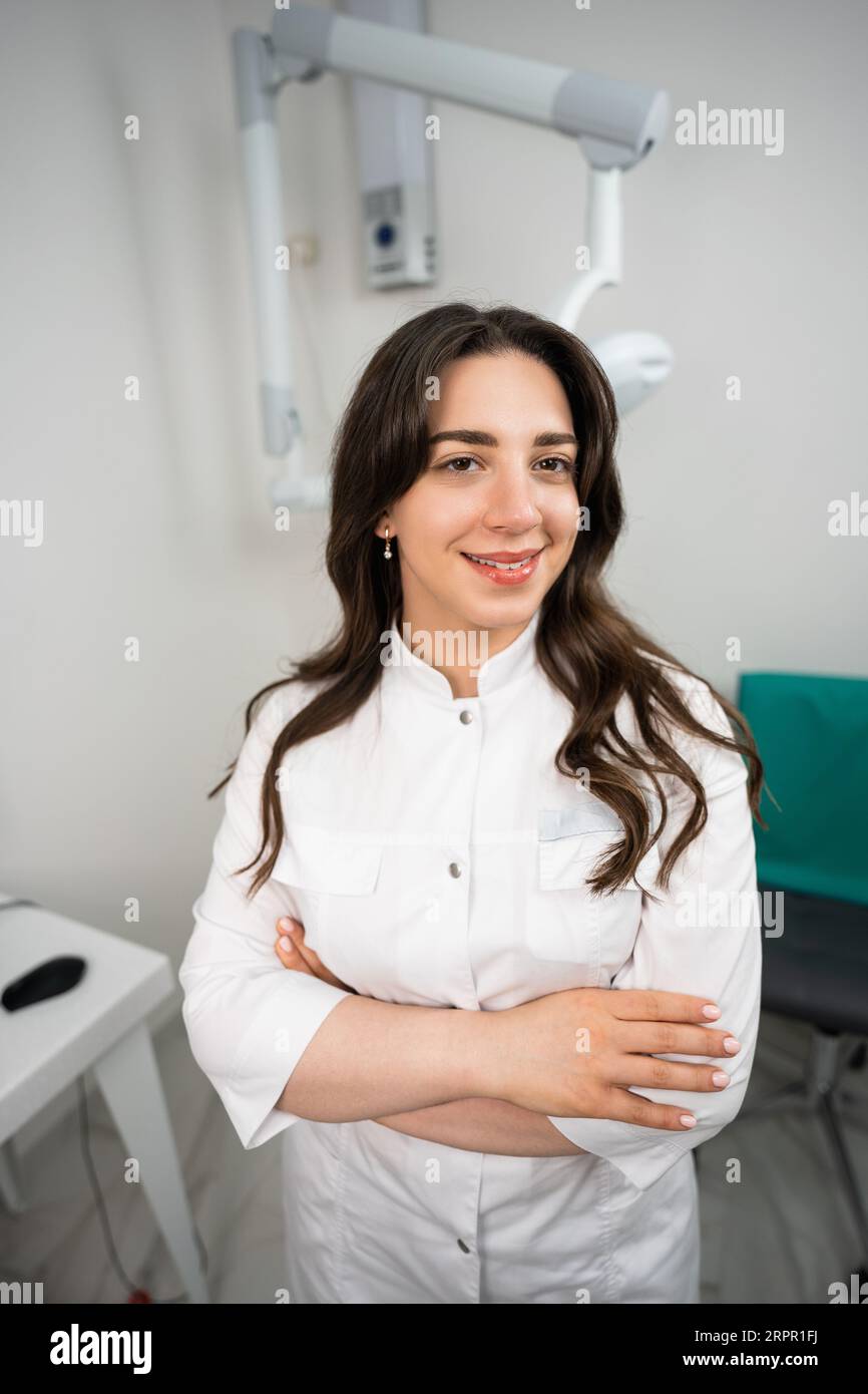 Woman dentist medical clinic treatment hi-res stock photography and images - Alamy