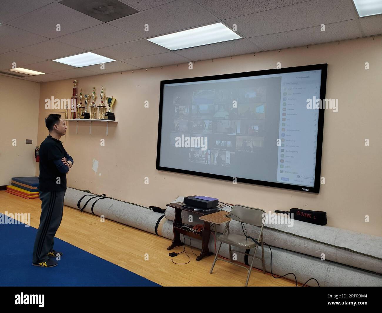 200326 -- BEIJING, March 26, 2020 -- World martial art champion Sitan ...