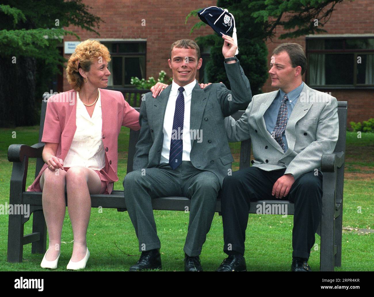 Football Association graduation day 1996. Wolves footballer Mark Jones ...