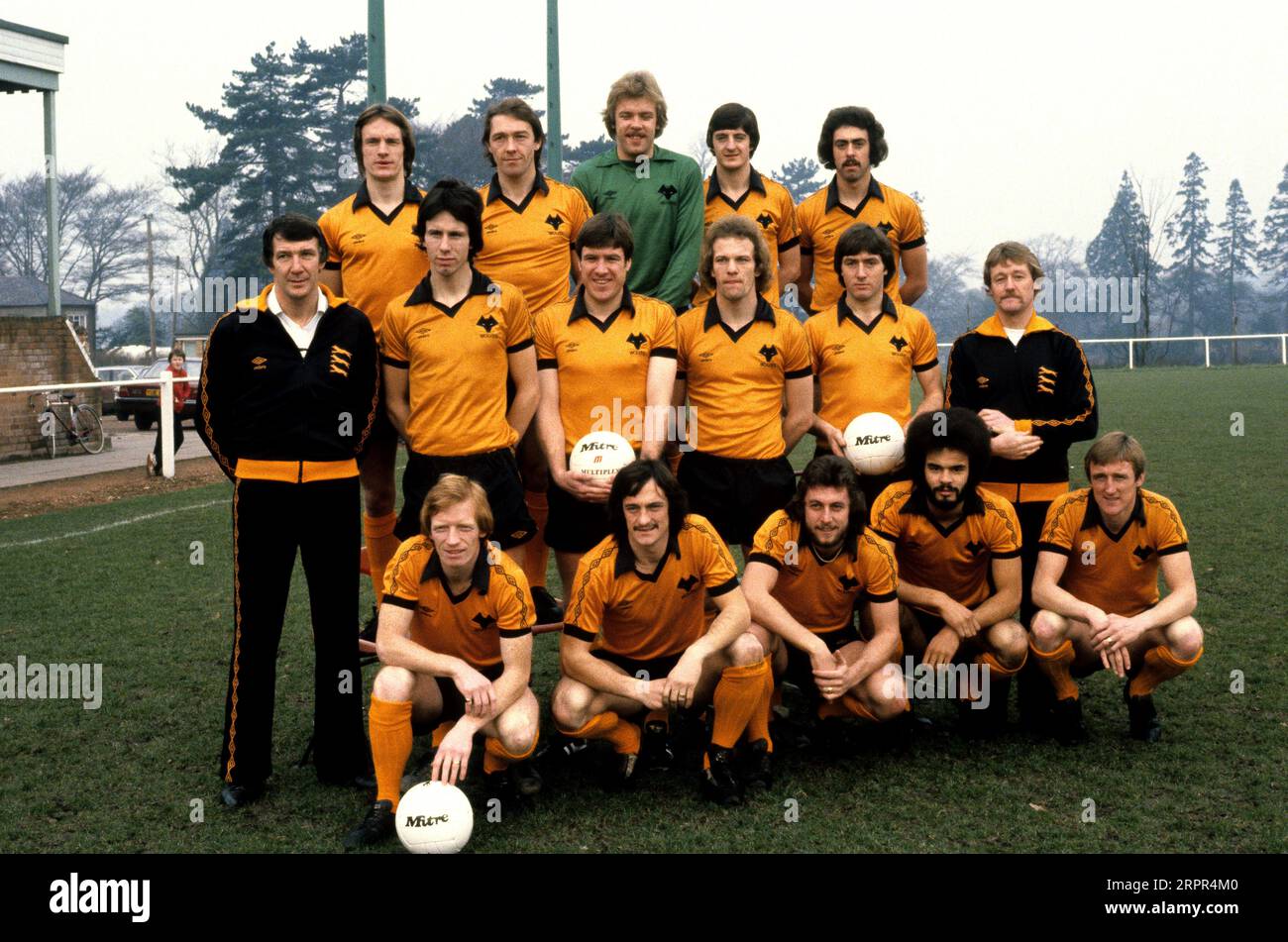 Wolverhampton Wanderers FC team squad 1980 Mel Eves, Norman Bell, Paul ...