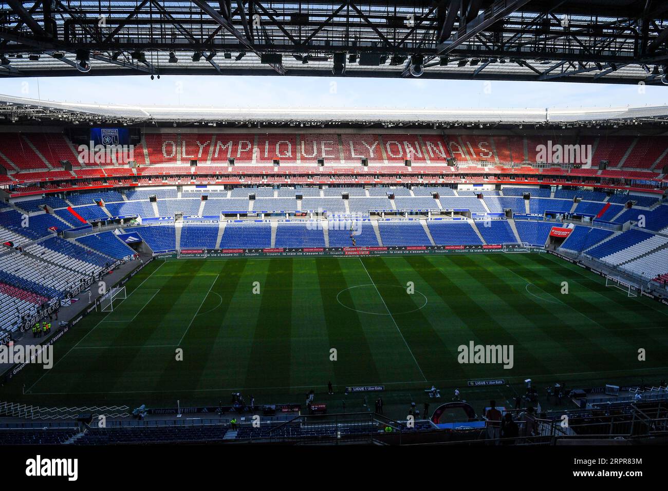 Ol stadium lyon general view hi-res stock photography and images - Alamy