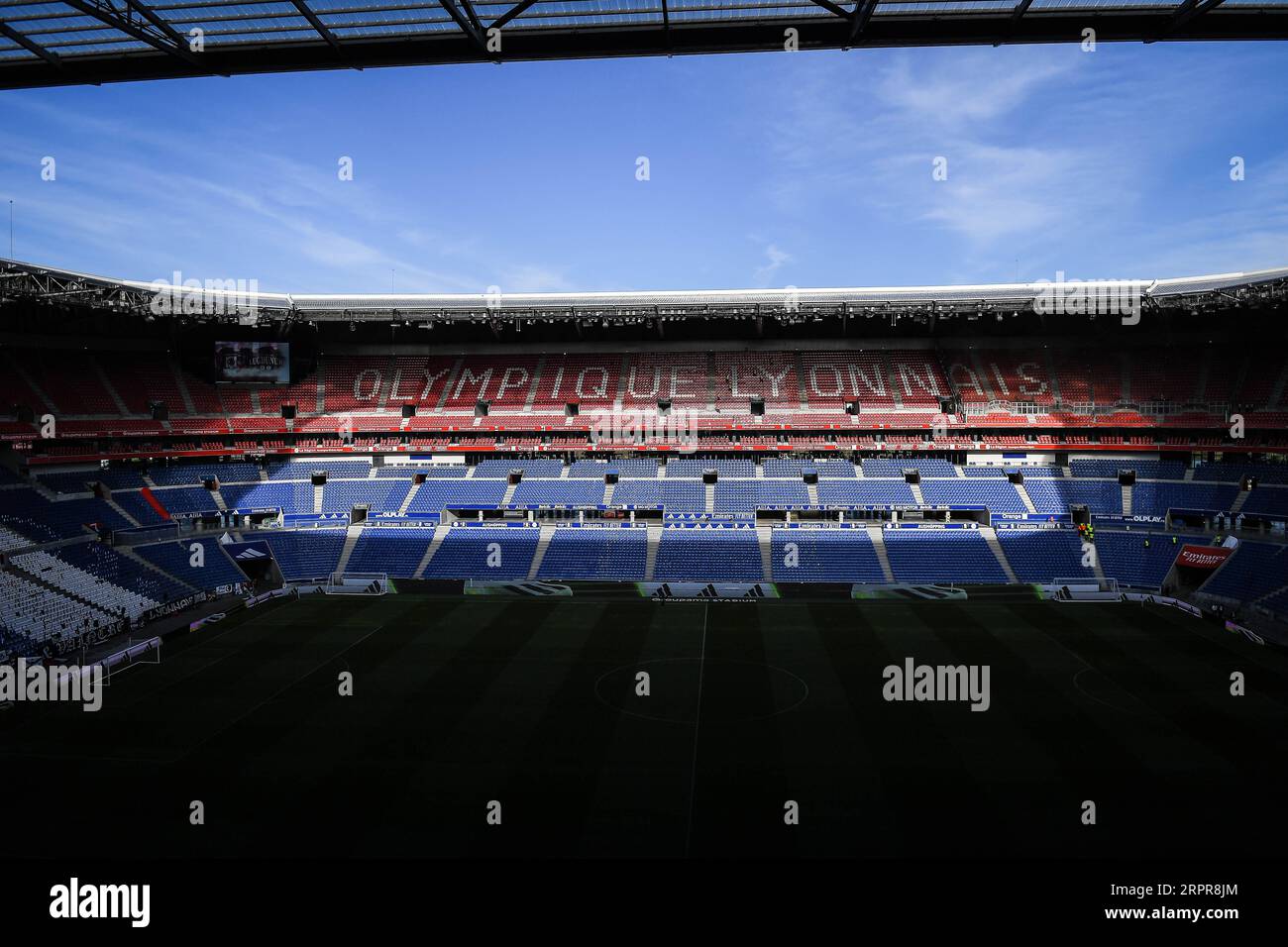 Ol stadium lyon general view hi-res stock photography and images - Alamy