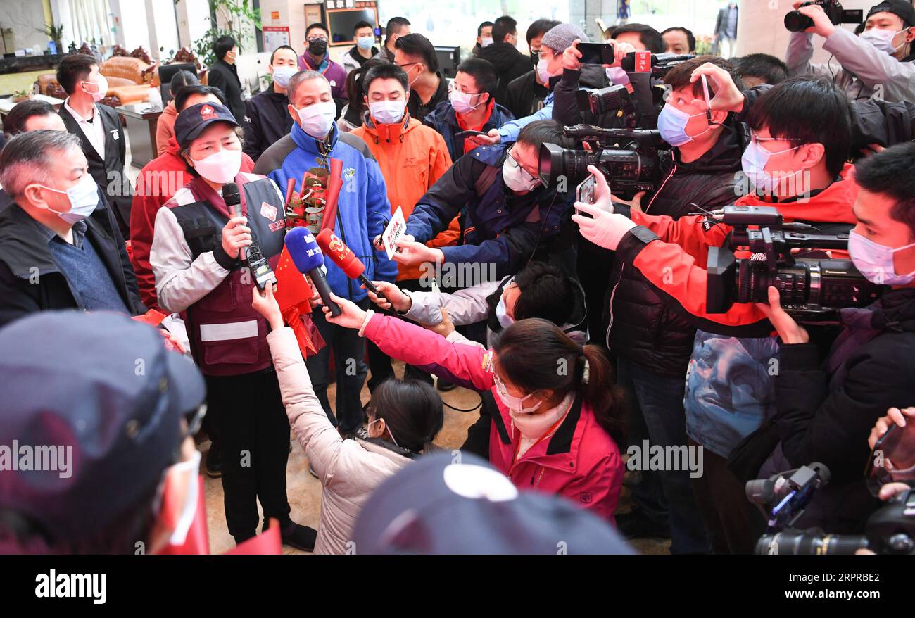 Staf return hi-res stock photography and images - Alamy