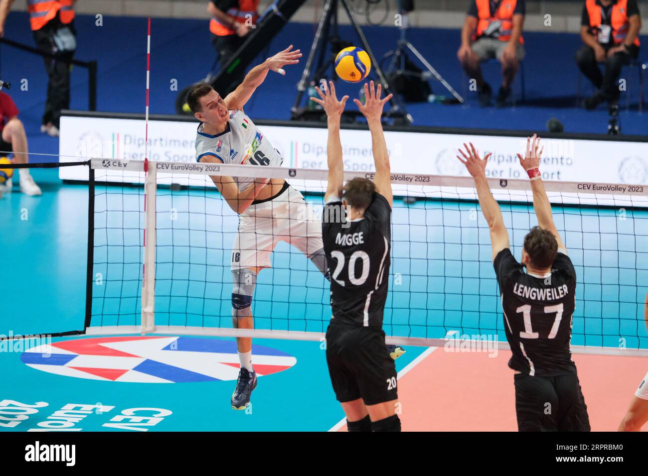 Yuri romano volleyball hi-res stock photography and images - Alamy