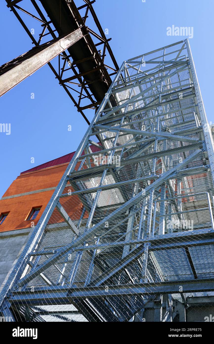 External fire evacuation ladder hi-res stock photography and images - Alamy