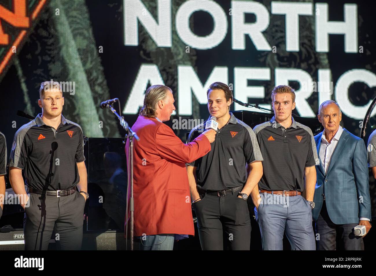 Connor mcdavid hi-res stock photography and images - Alamy