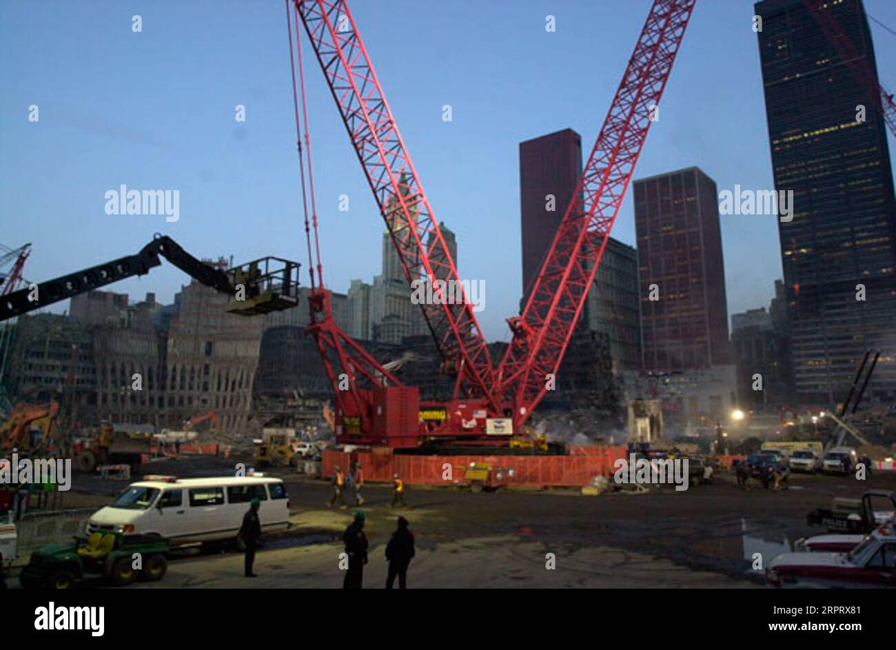 Cleanup operations at the ruins of the World Trade Center, New York ...