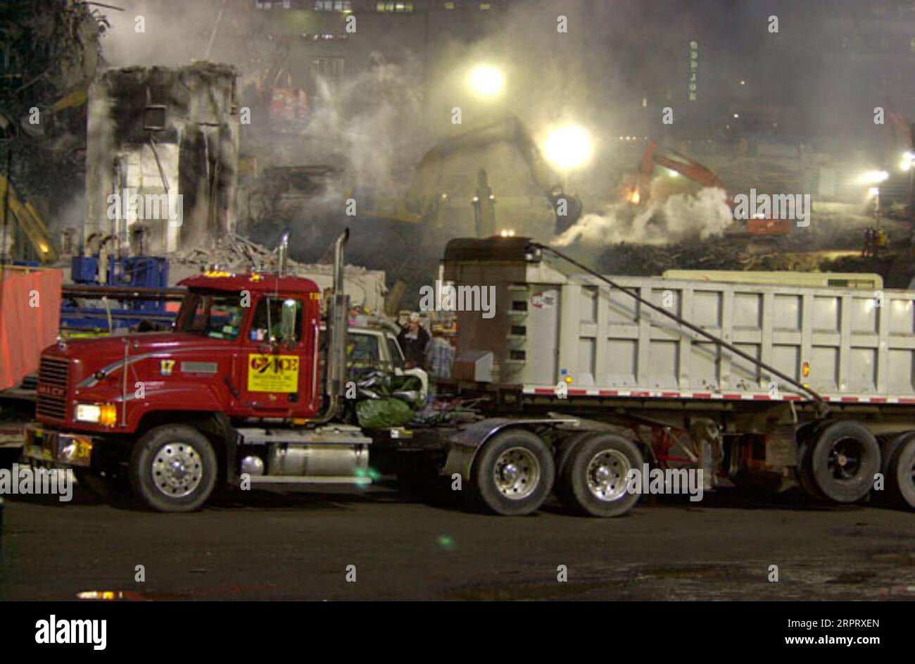 Cleanup operations at the ruins of the World Trade Center, New York ...