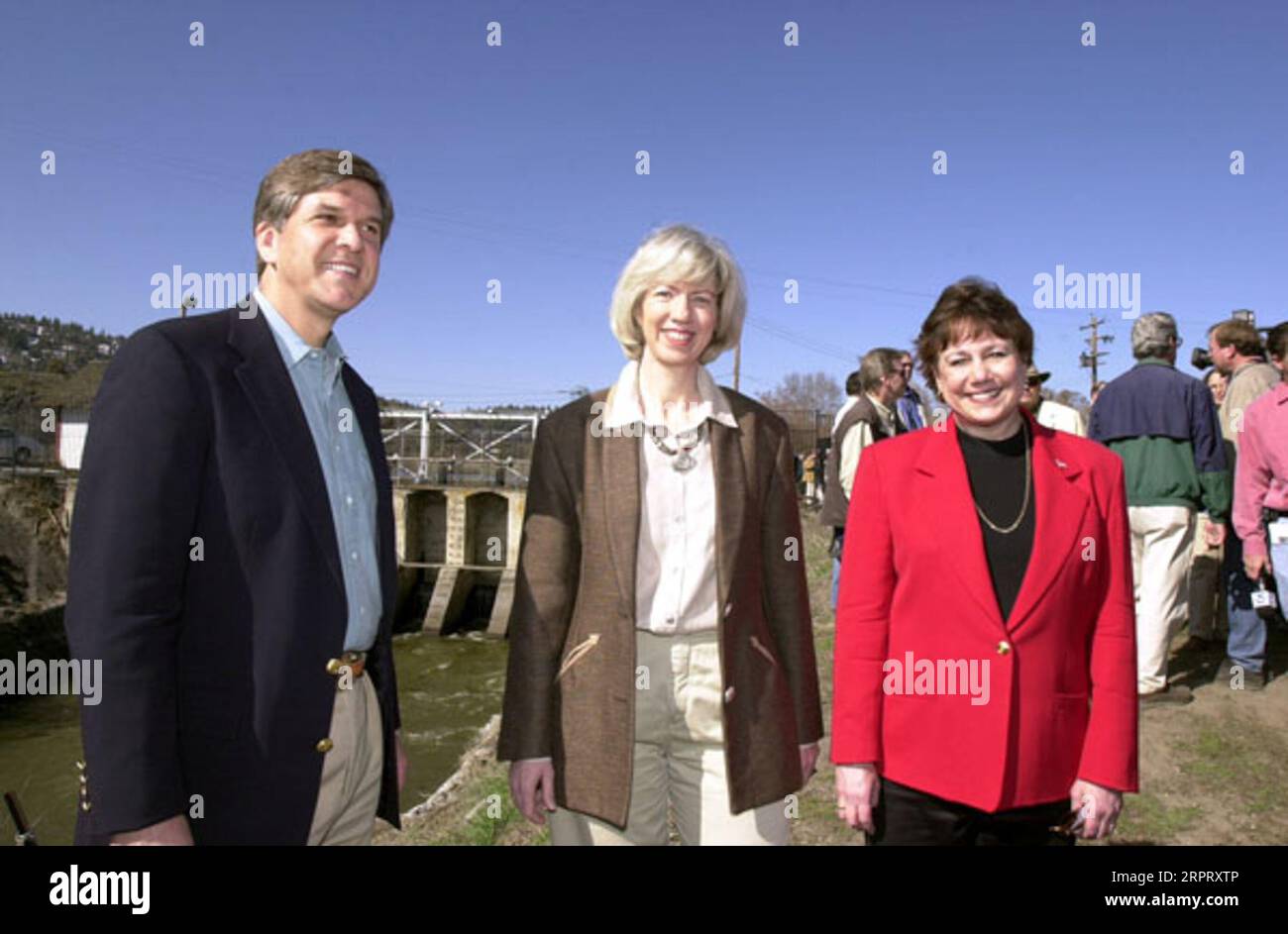 Oregon Senator Gordon Smith, Interior Secretary Gale Norton, and ...