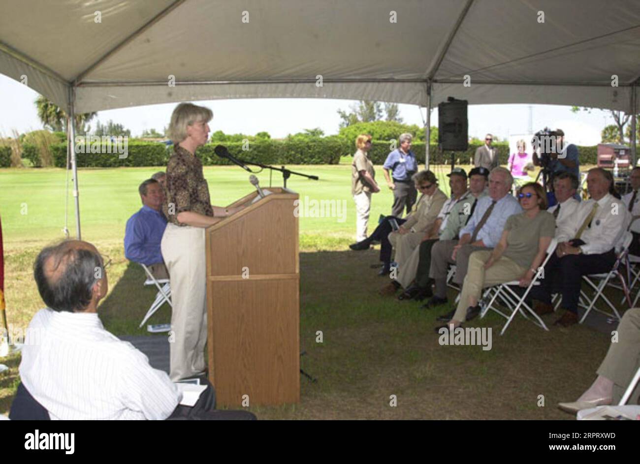 Secretary Gale Norton speaking at dedication ceremony for new facility ...