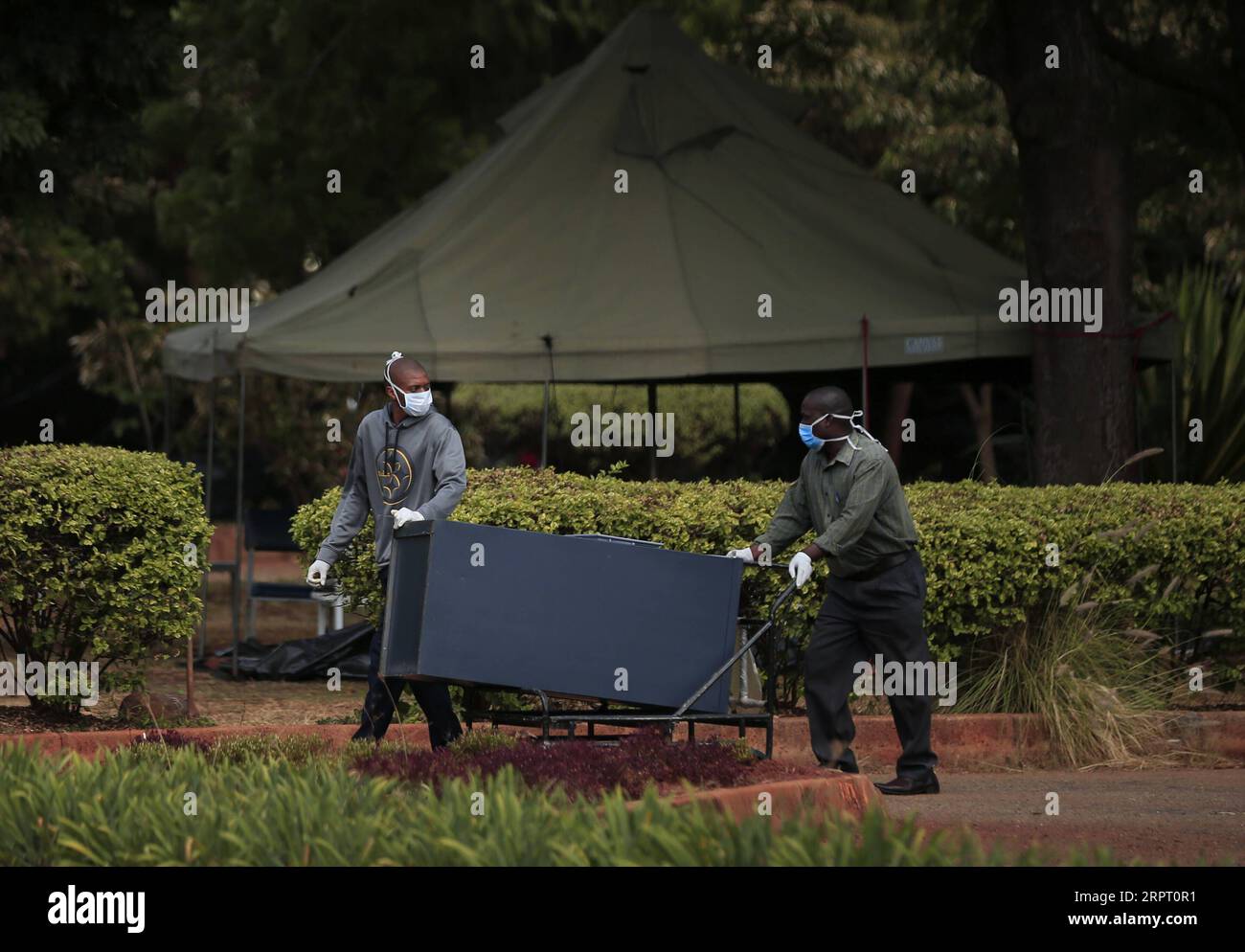 Harare hospital hi-res stock photography and images - Alamy