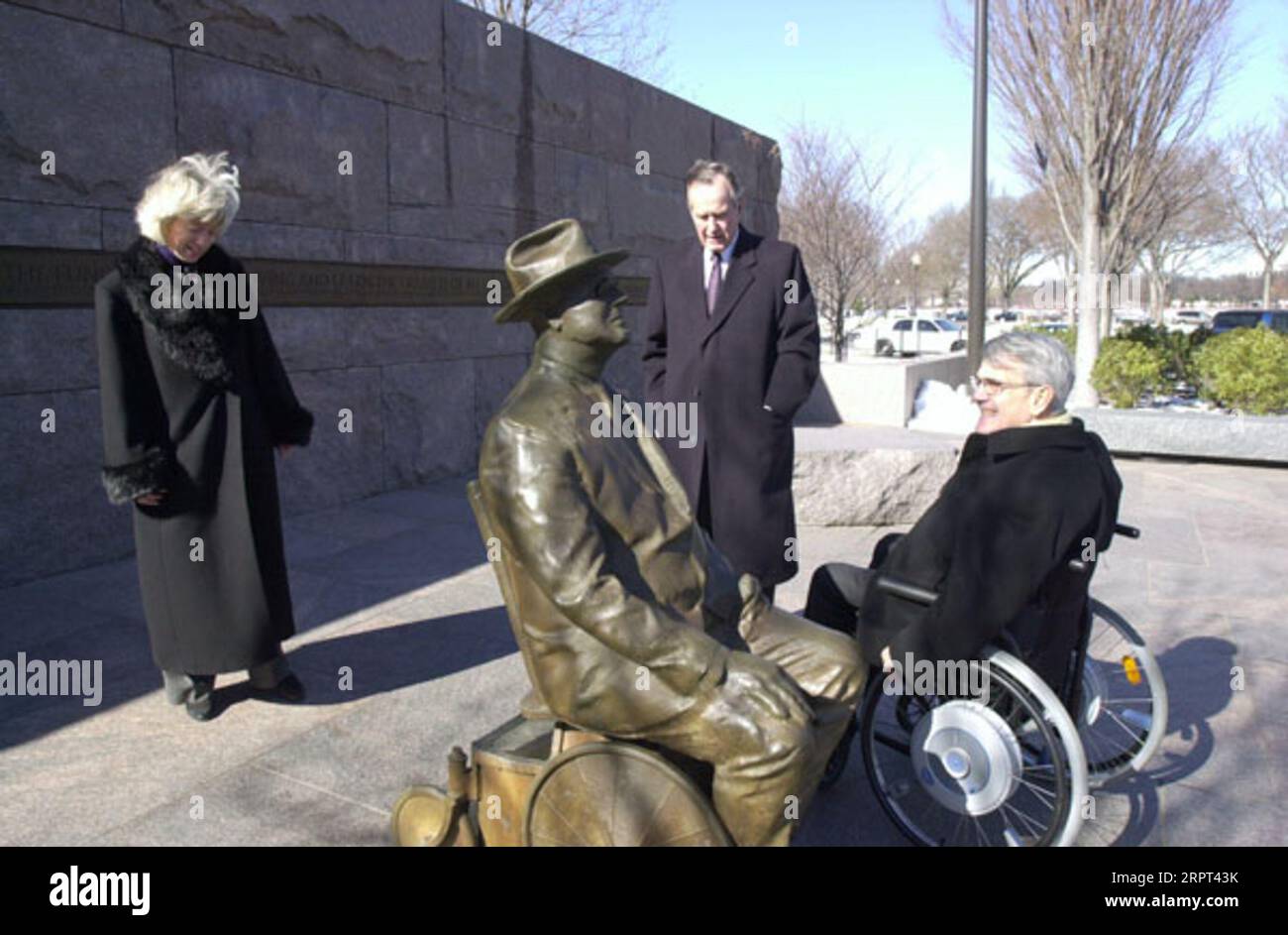 Secretary Gale Norton, former President George H.W. Bush, National ...