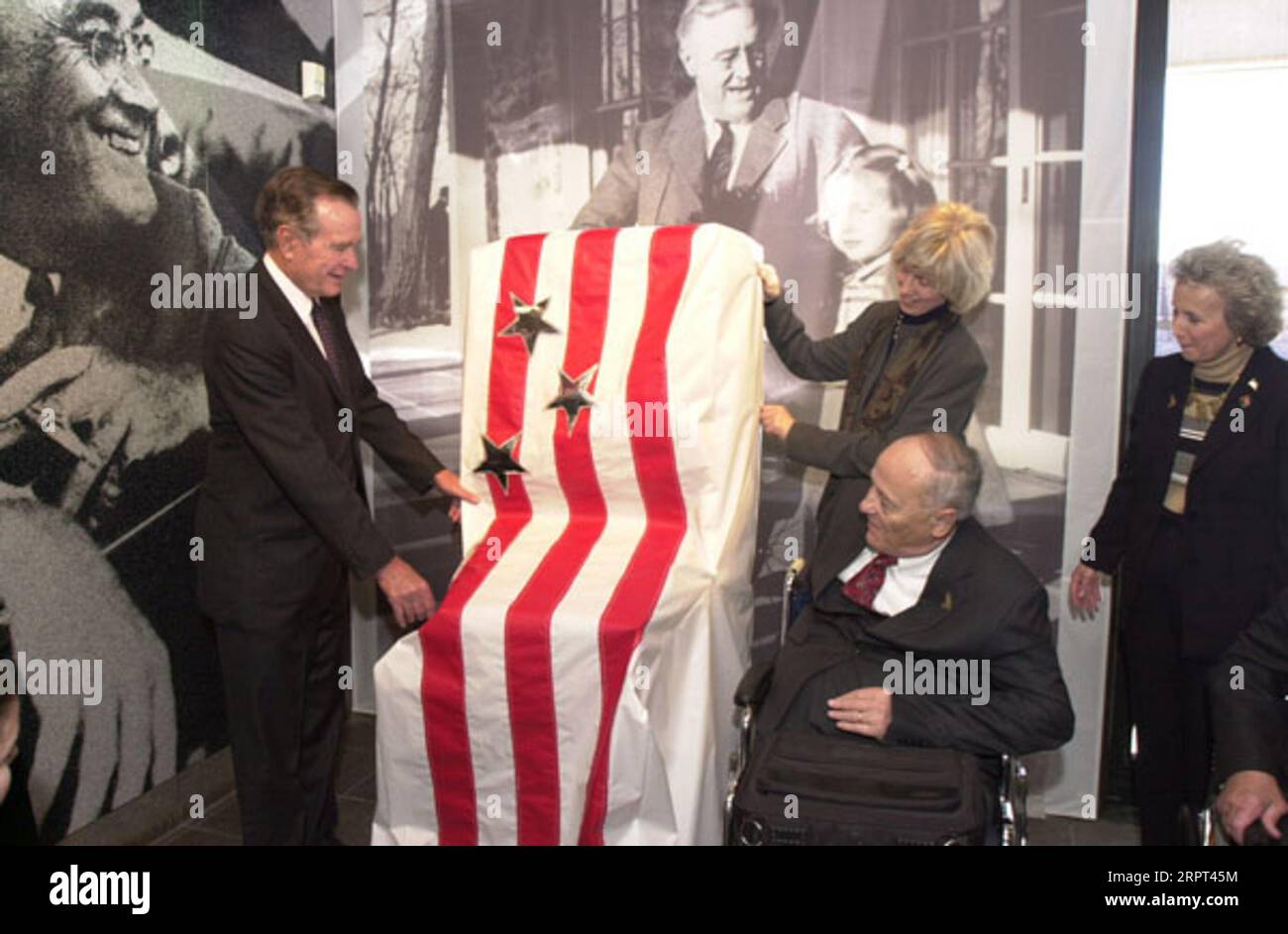 Former President George H.W. Bush, rear left, Secretary Gale Norton ...