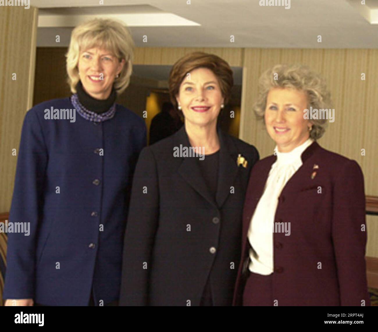 Left to right laura norton hi-res stock photography and images - Alamy