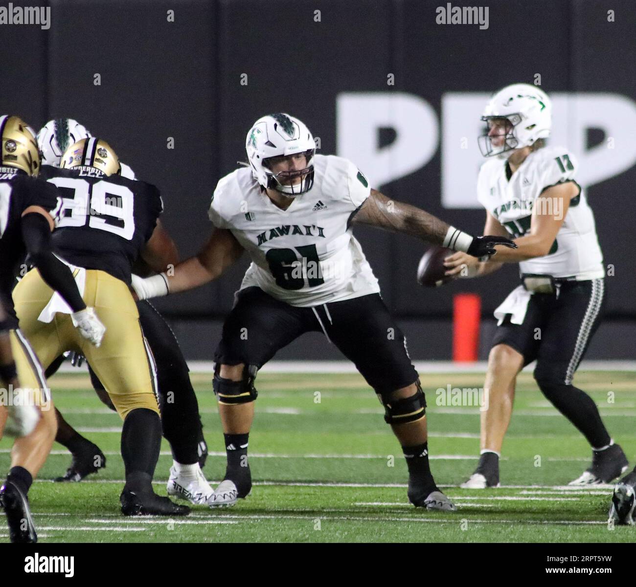 August 26, 2023 - Hawaii Rainbow Warriors offensive lineman Eliki ...