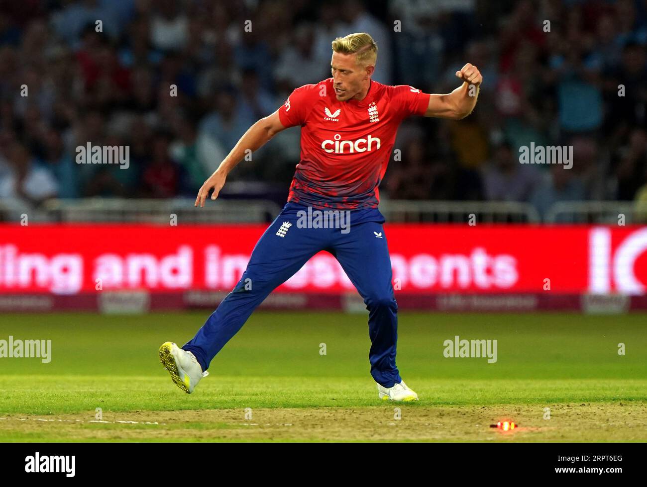 Luke wood cricket hi-res stock photography and images - Alamy