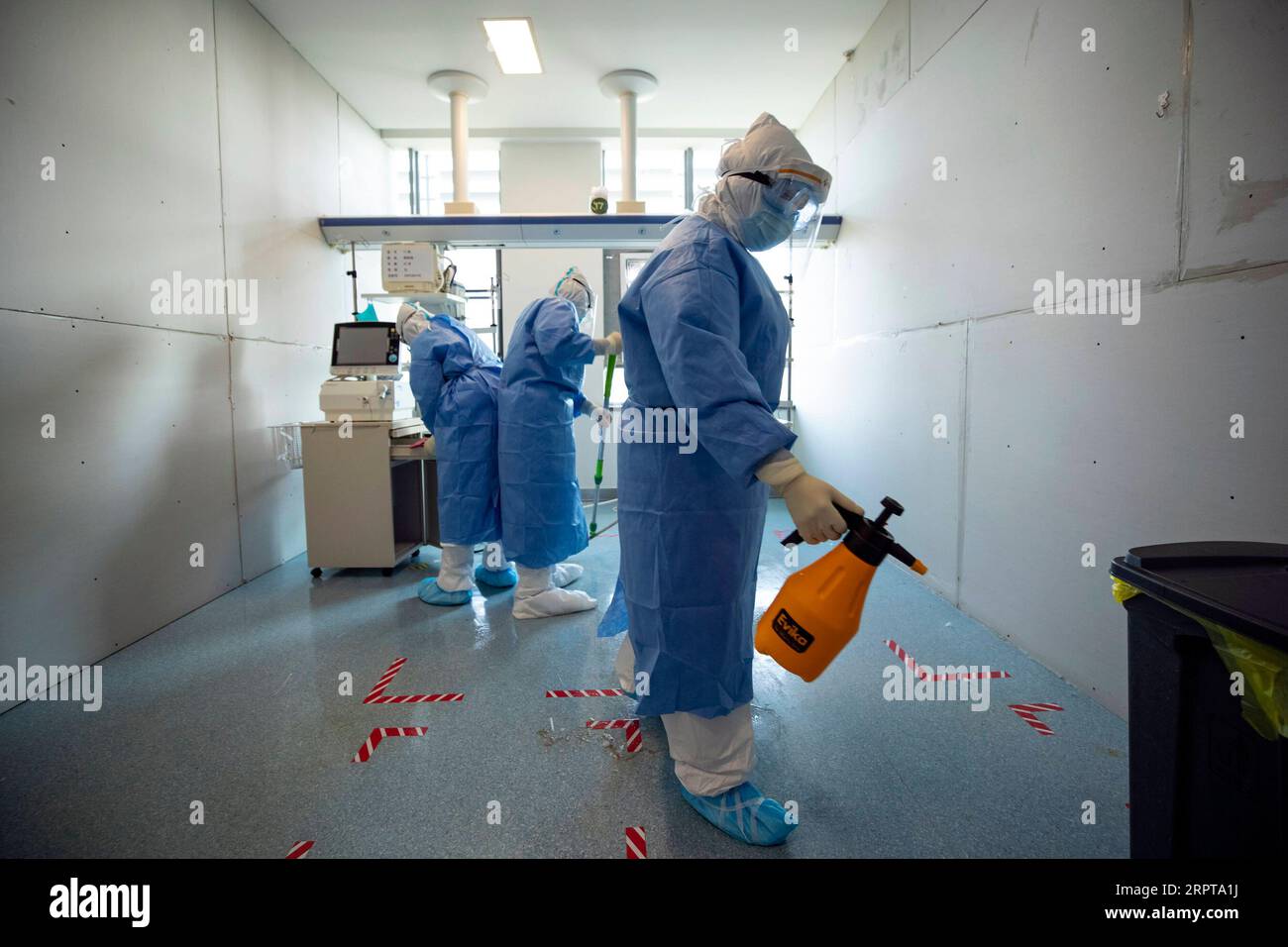 Team wards closed hi-res stock photography and images - Alamy