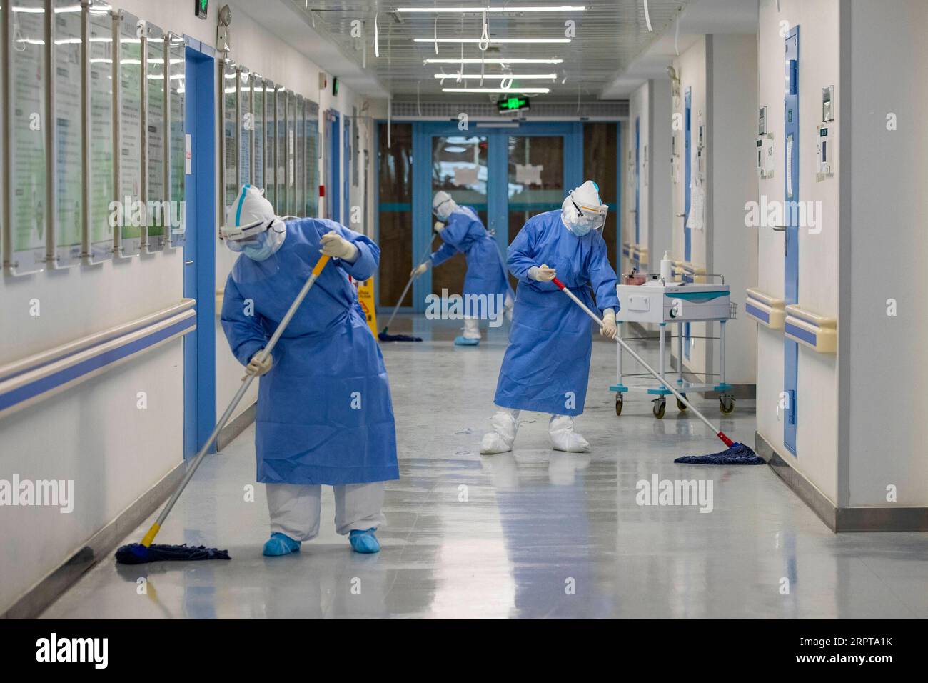 Team wards closed hi-res stock photography and images - Alamy