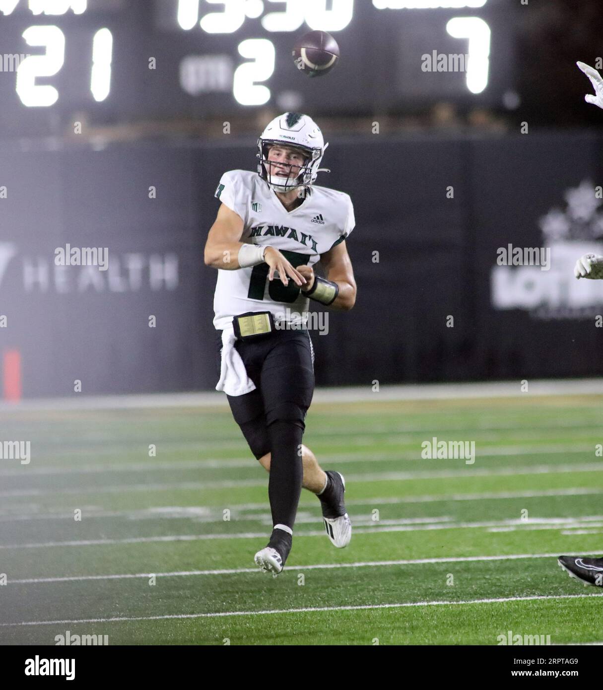 August 26, 2023 - Hawaii Rainbow Warriors quarterback Brayden Schager ...