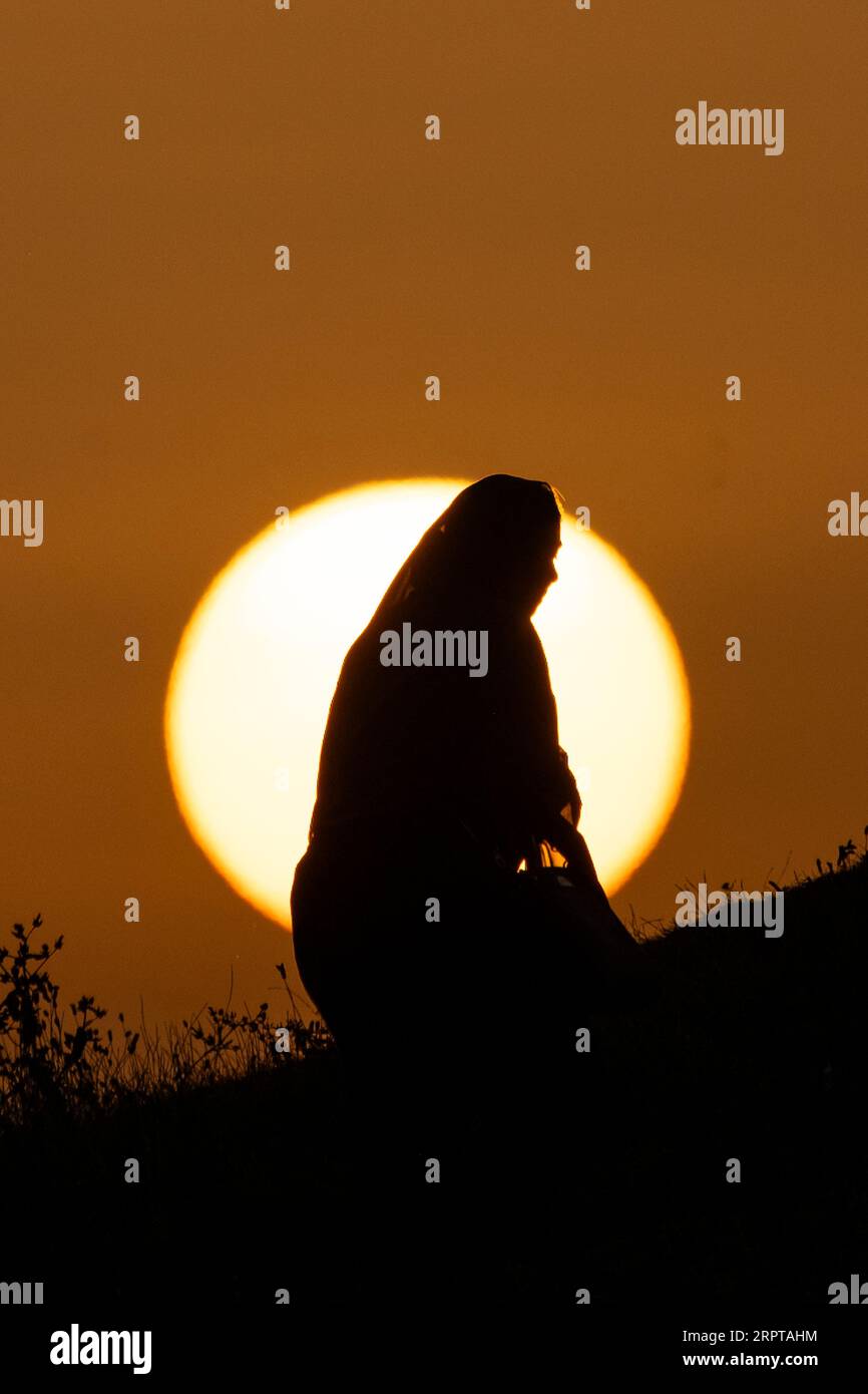 Mini mounds hi-res stock photography and images - Alamy
