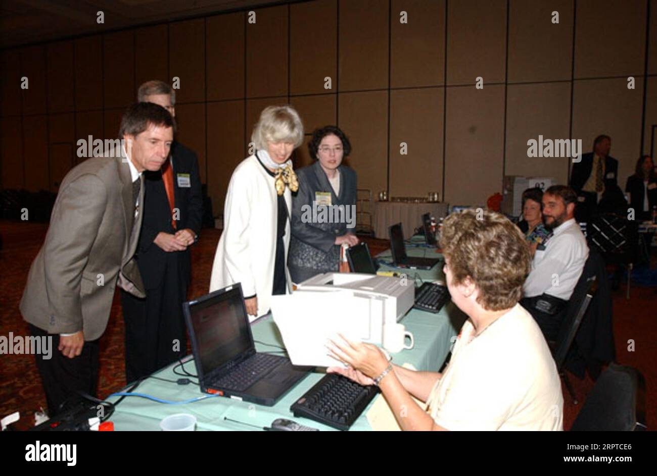 Minerals Management Service offshore resource officials Thomas ...