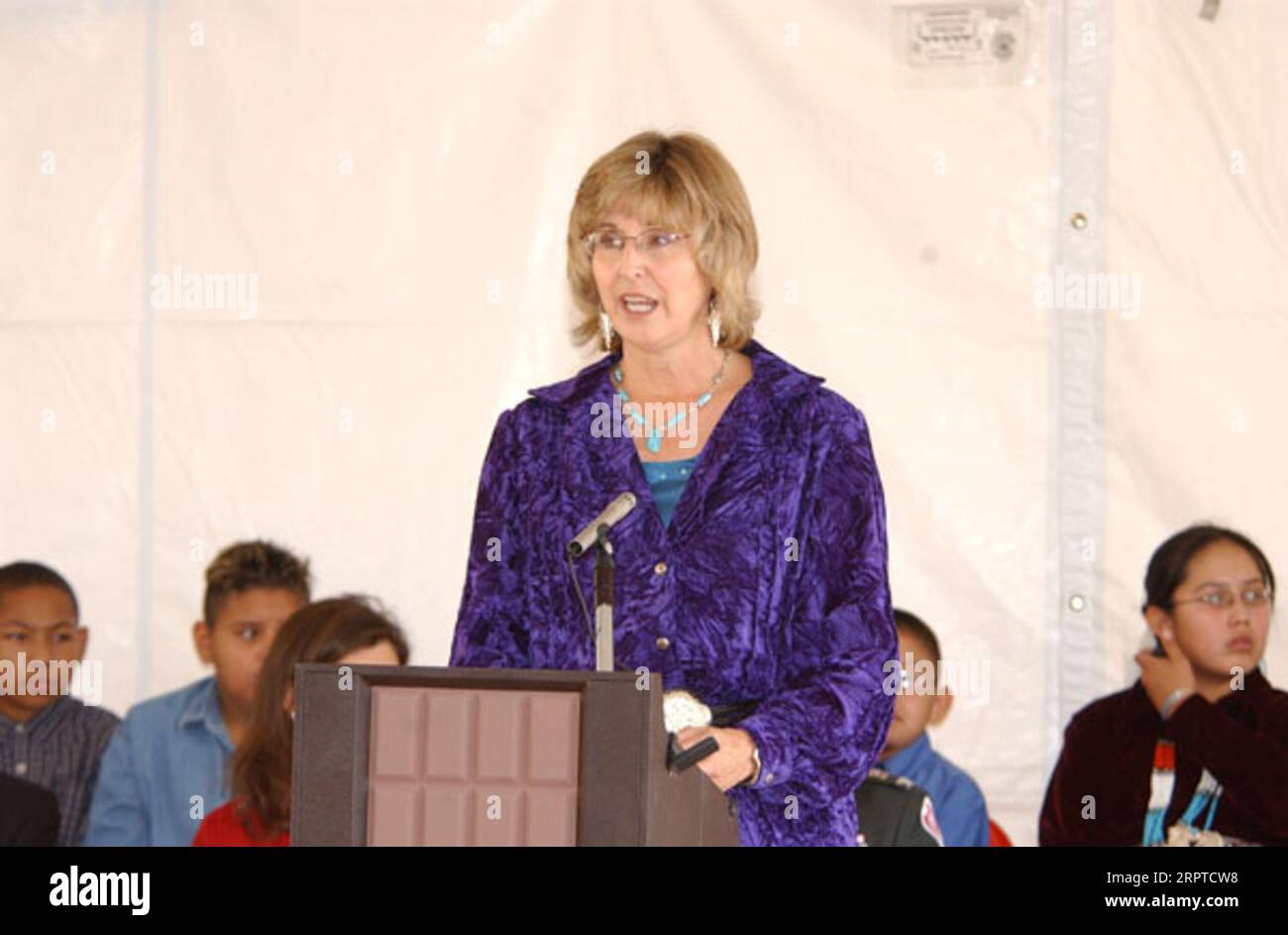 Dedication ceremonies at the newly opened Baca/Dlo'ay azhi Community ...