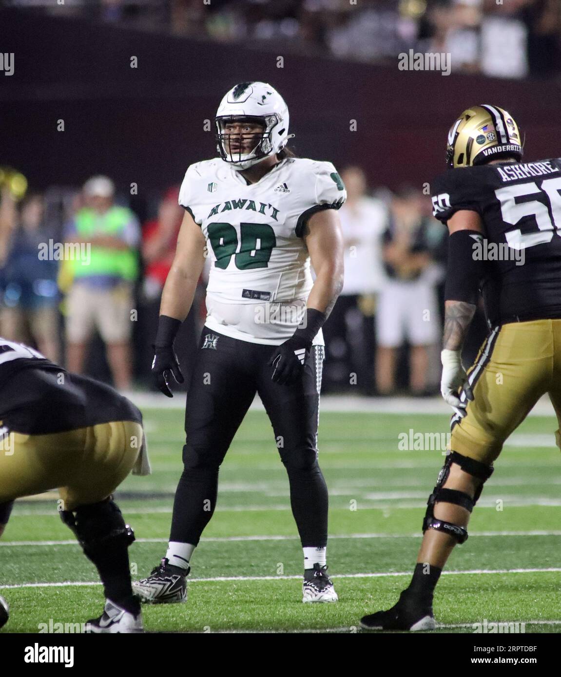 August 26, 2023 - Hawaii Rainbow Warriors defensive lineman John ...