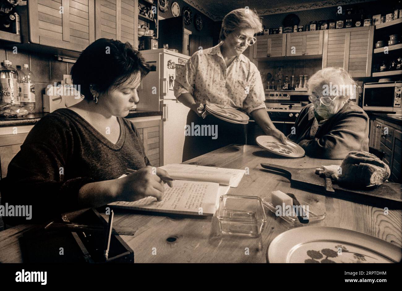 1990s life lifestyle home pressures hi-res stock photography and images ...