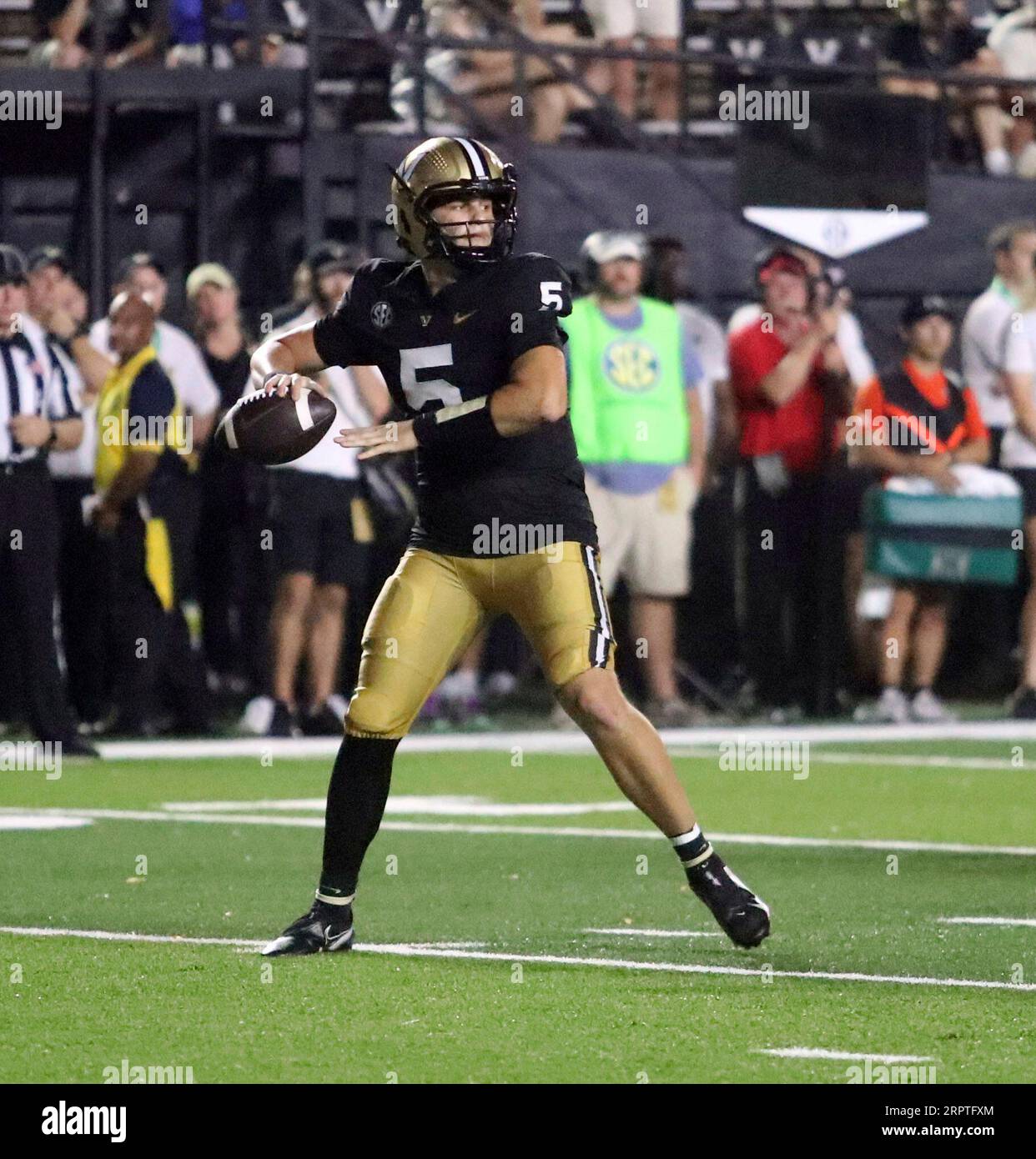 August 26, 2023 - Vanderbilt Commodores quarterback AJ Swann #5 passes ...