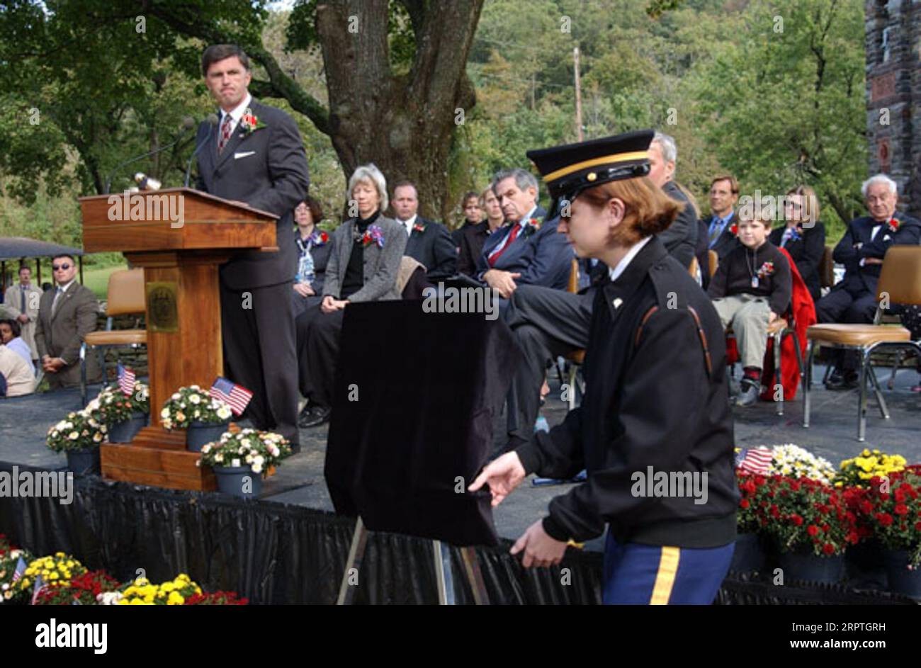 Maryland Governor Bob Ehrlich at podium, with Interior Secretary Gale ...