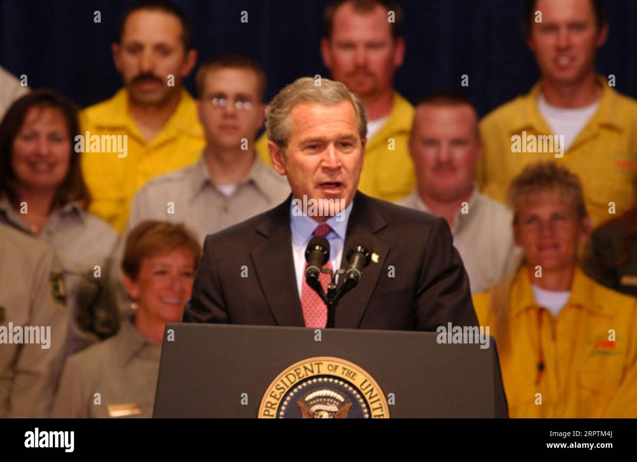 President George Bush speaking at signing ceremony for the Healthy ...