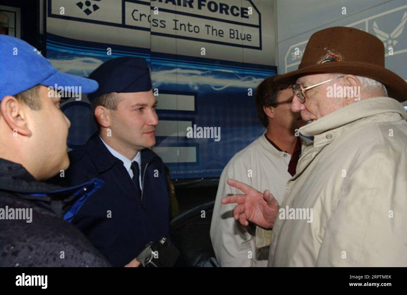 Dale Norton, far right, a long-time aircraft executive with Learjet ...