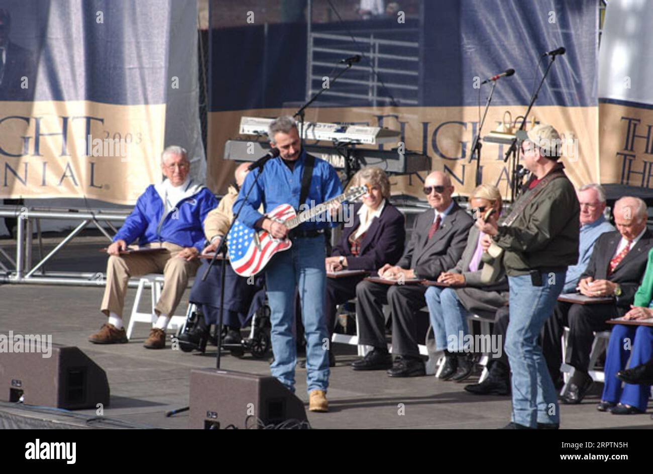 Country music singer Aaron Tippin performing following the announcement ...