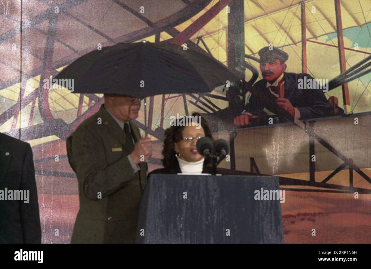 National Park Service historian Darrell Collins, left, was among the ...