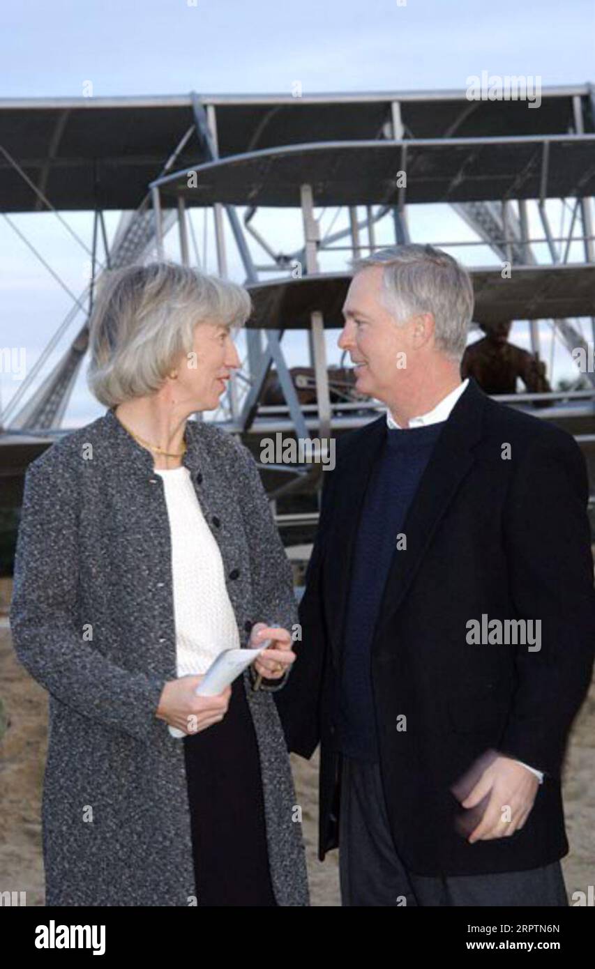 Secretary Gale Norton with North Carolina Governor Mike Easley, right ...