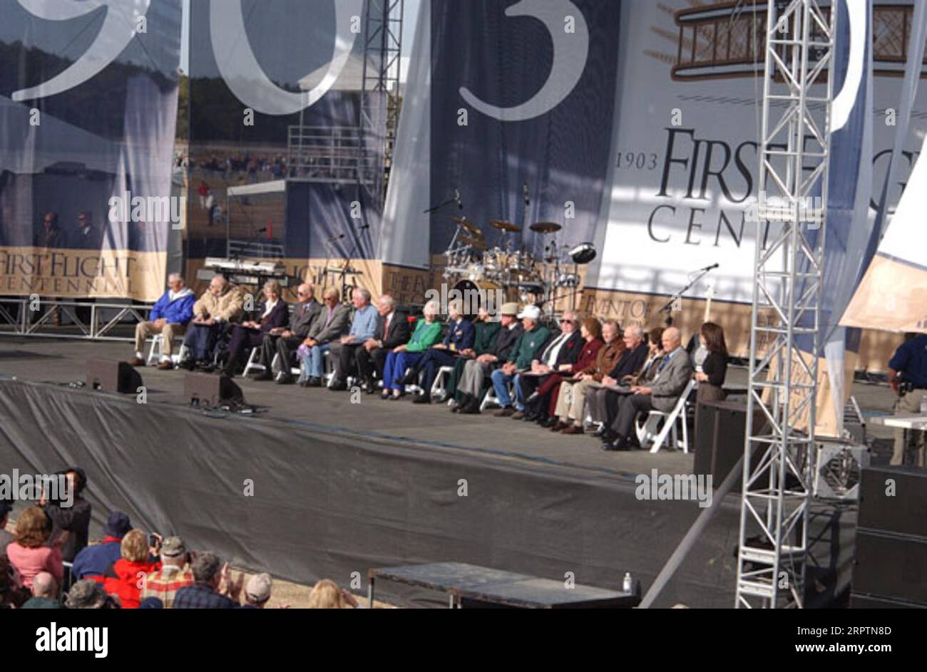 Recognizing heroes hi-res stock photography and images - Alamy
