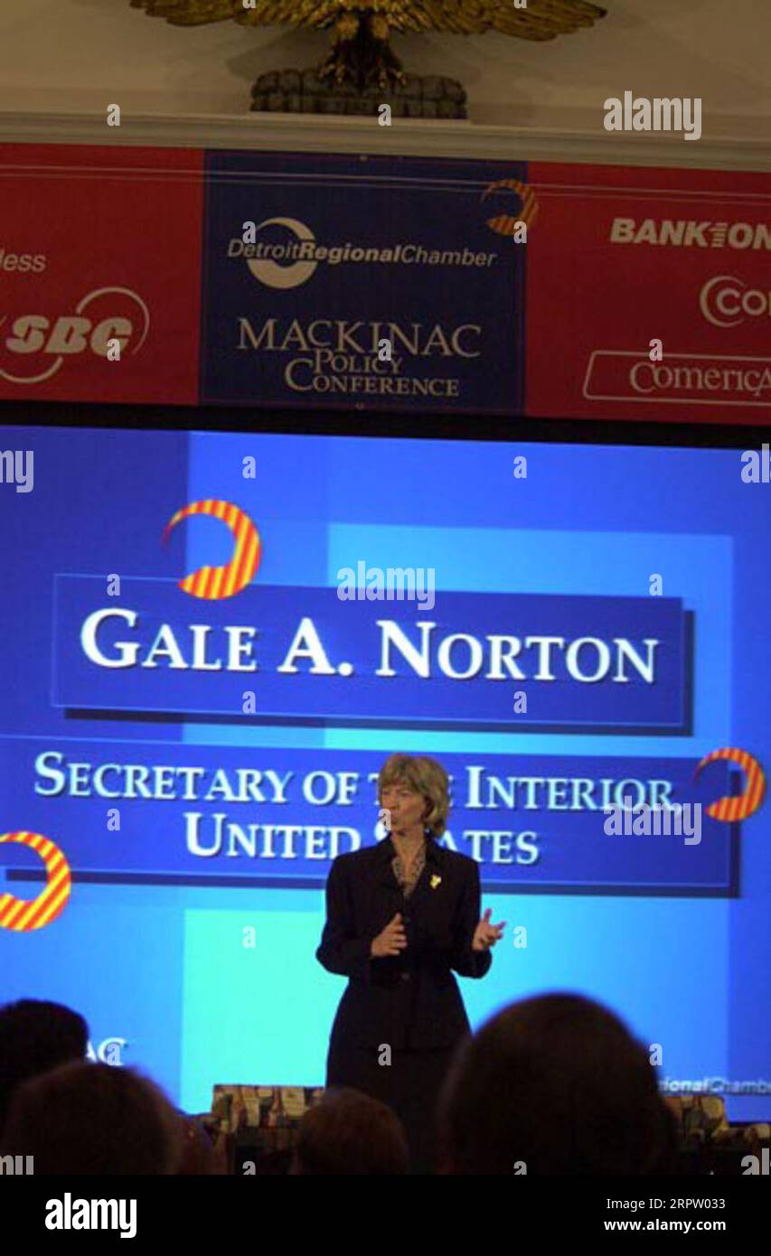 Secretary Gale Norton speaking on national energy issues at the Detroit ...
