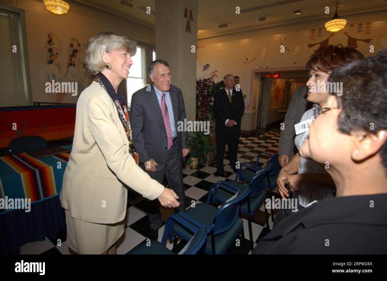 Secretary Gale Norton and Arizona Senator Jon Kyl greeting Zuni Tribe ...
