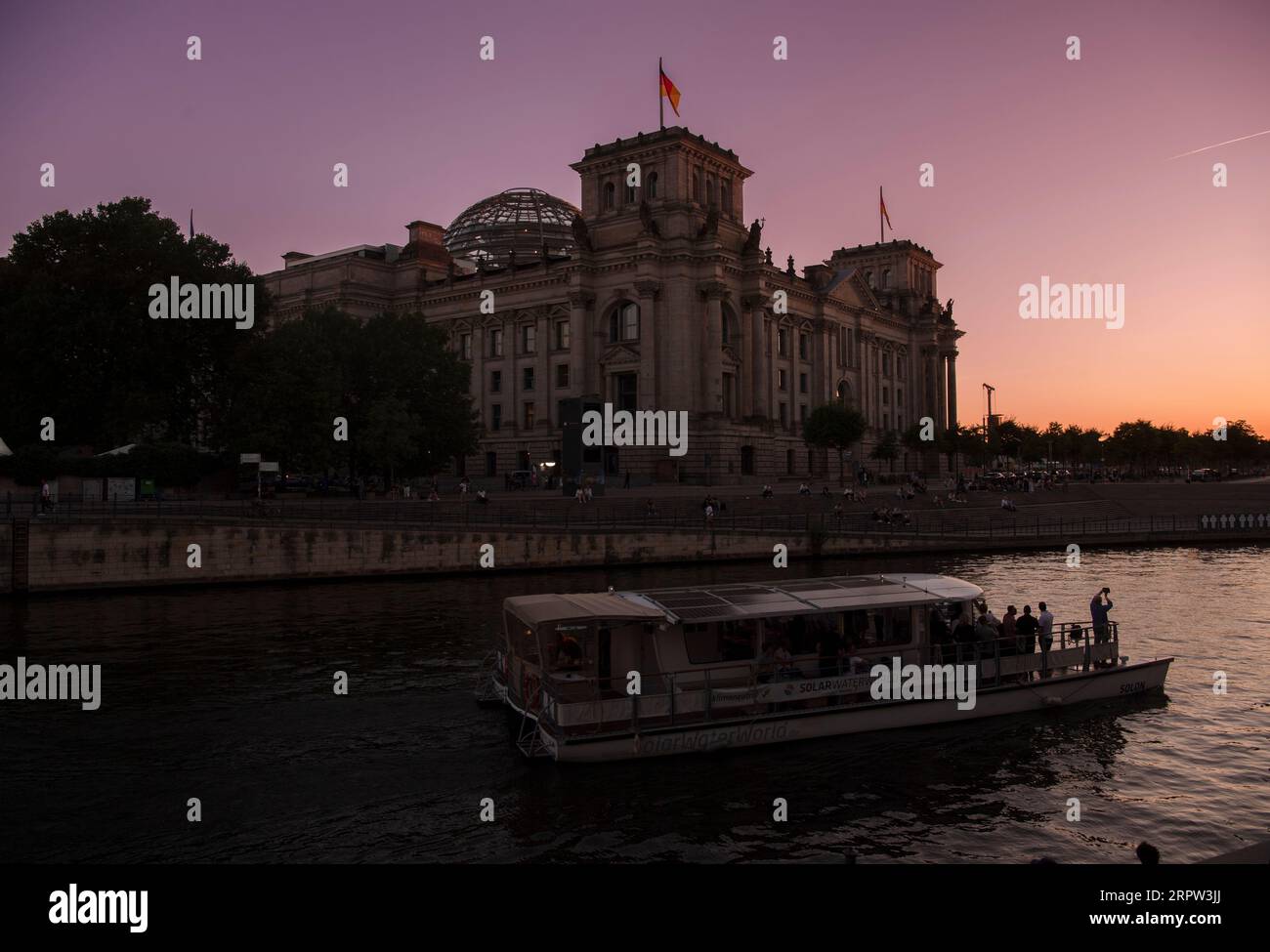 Berlin, Germany. 05th Sep, 2023. A solar-powered ship sails past the ...