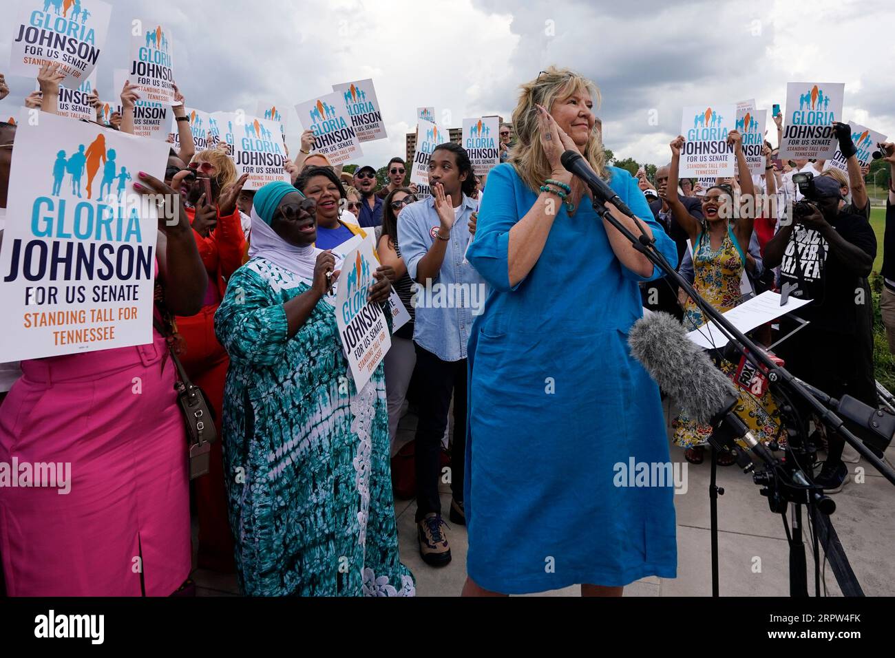Tennessee state Rep. Gloria Johnson, D-Knoxville, right, announces her ...