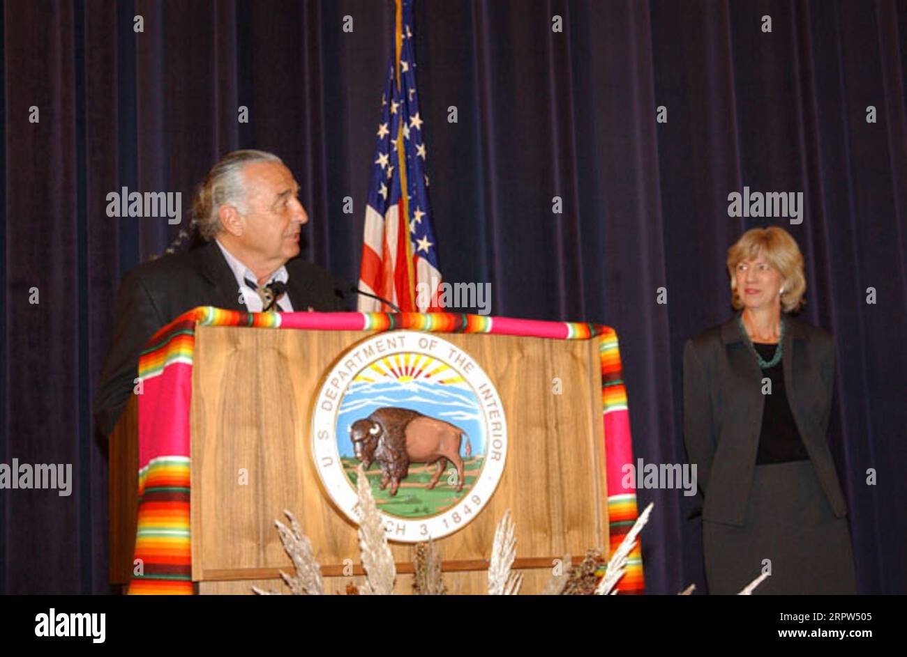 Colorado Senator Ben Nighthorse Campbell, honoree, speaking at the ...