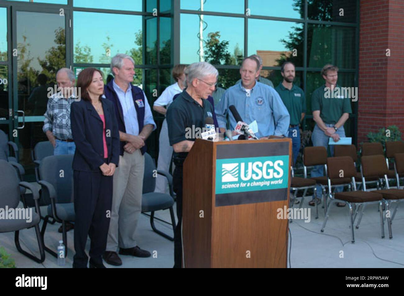 U.S. Geological Survey's Chief Scientist for Volcano Hazards, Jeff Wynn ...